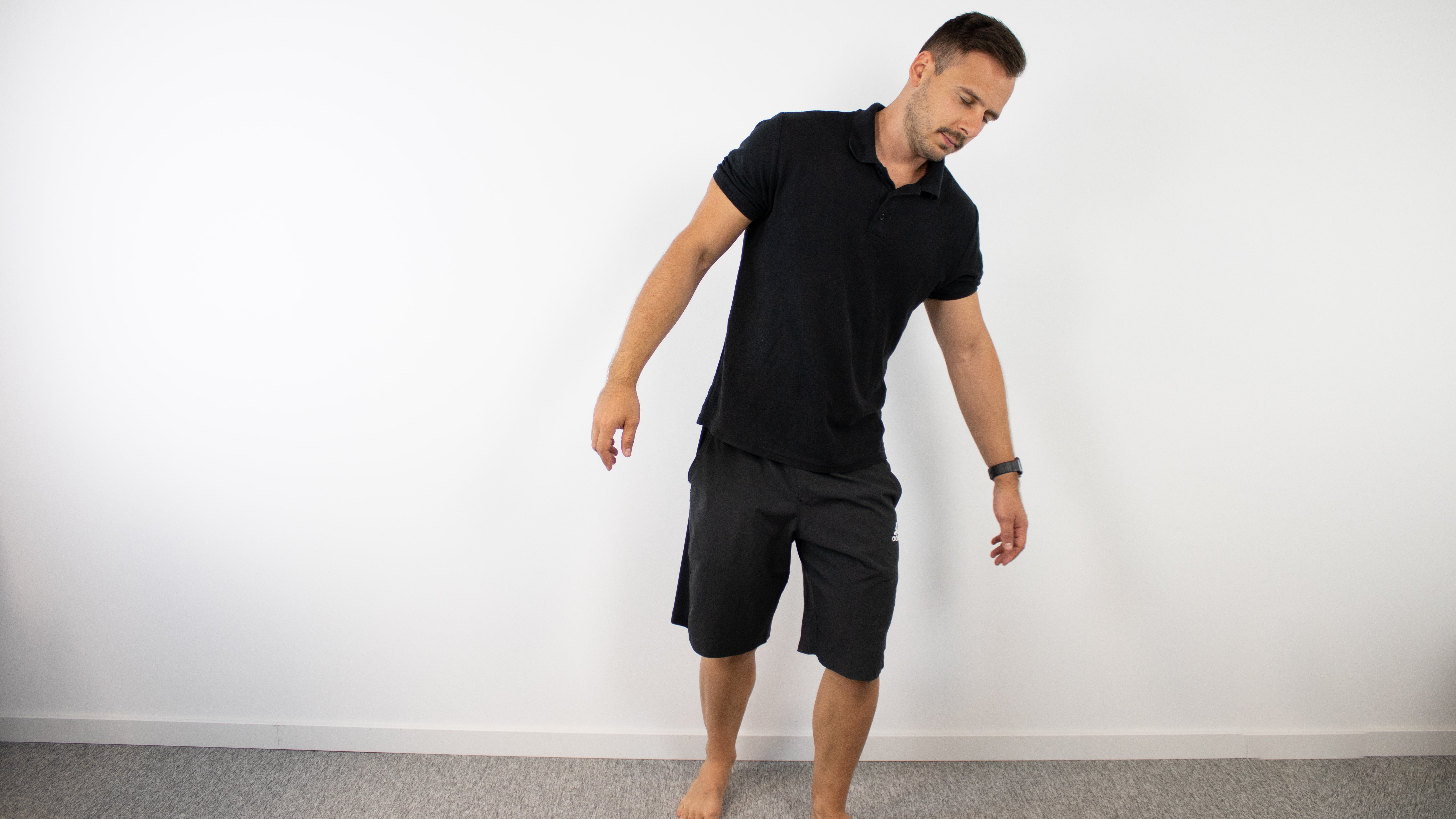 Modified Romberg Test - Physiotutors