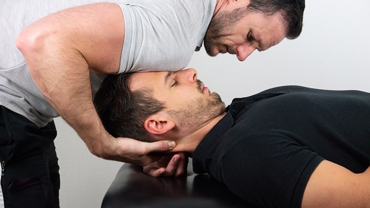 Teste de Flexão Cervical Superior | Avaliação da Instabilidade Cervical ...